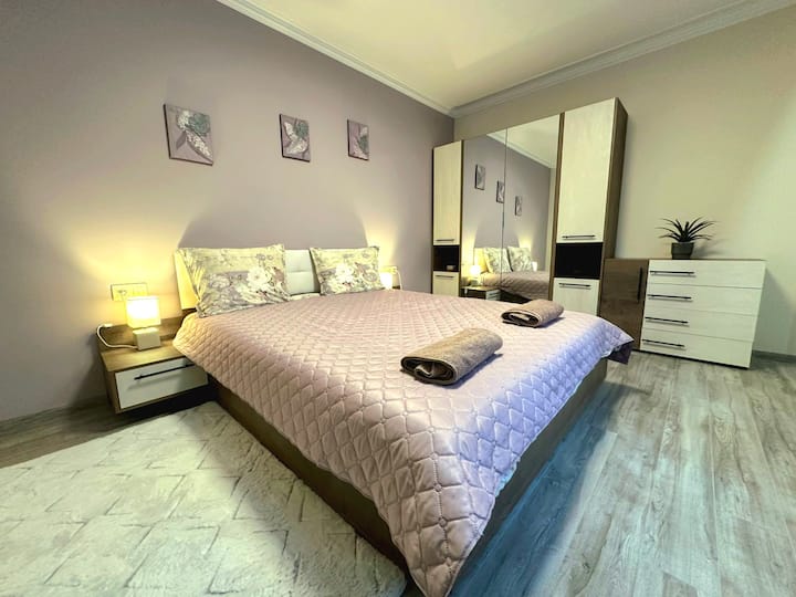Cozy Apartment In The Heart Of Sofia+airport Taxi - Sofía