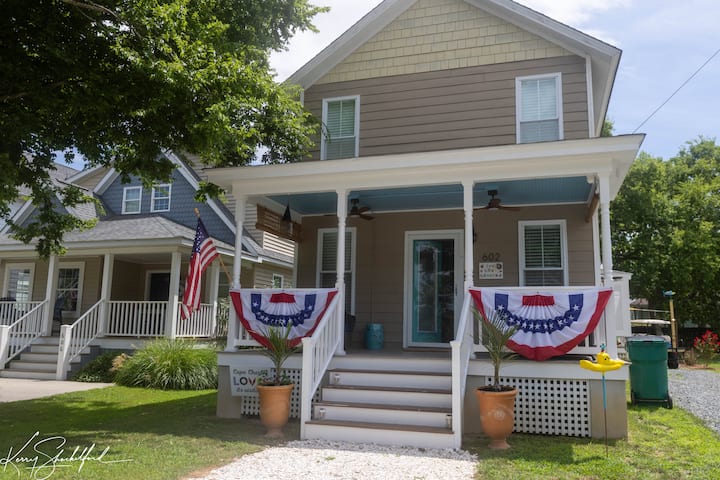 The Love
Shack - Cape Charles, VA