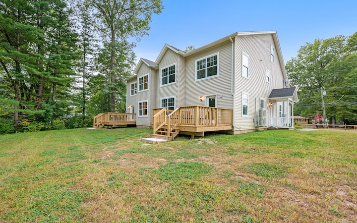 Ideal Family Stay | Sleeps 20 In Bloomfield, Ct - Hartford, CT