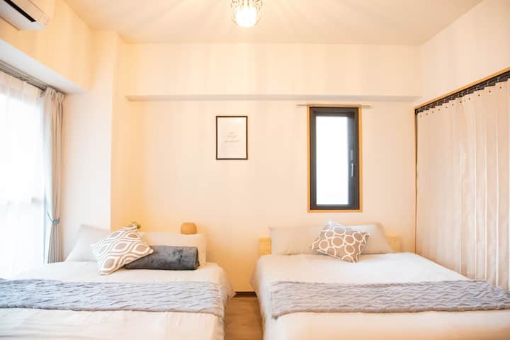 Sn3a/大須徒歩10分/tv,パソコンなど設備充実/木の温もりあるナチュラルな部屋/8人宿泊可能 - Nagoya