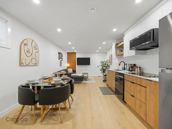 The Suite Escape | 2 Bd | Near Wem & Dt | Sleeps 5 - Edmonton