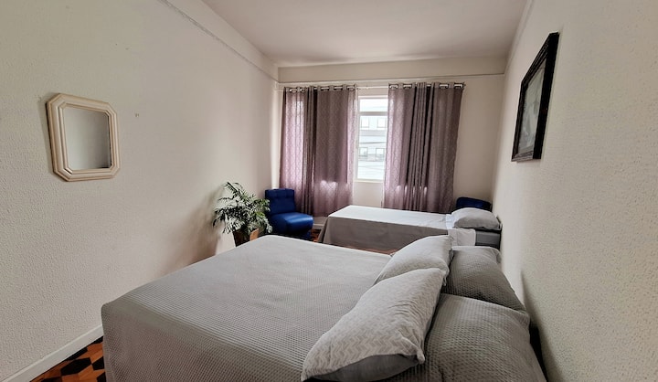 Espaço Inteiro 03 Quartos, Garagem E Sacada Ctba - Curitiba