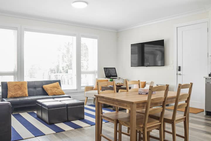 Your Home Away From Home - Private Suite - Richmond