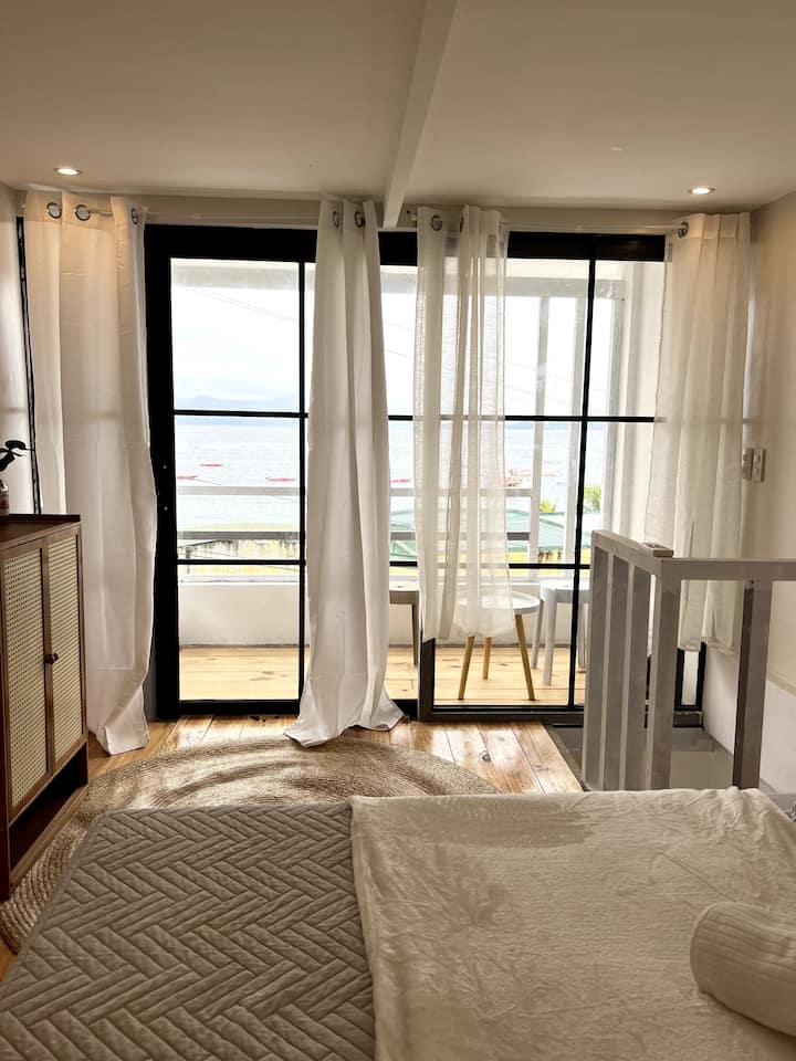 Casa Aya Suites A - Sabang, Puerto Galera - Puerto Galera