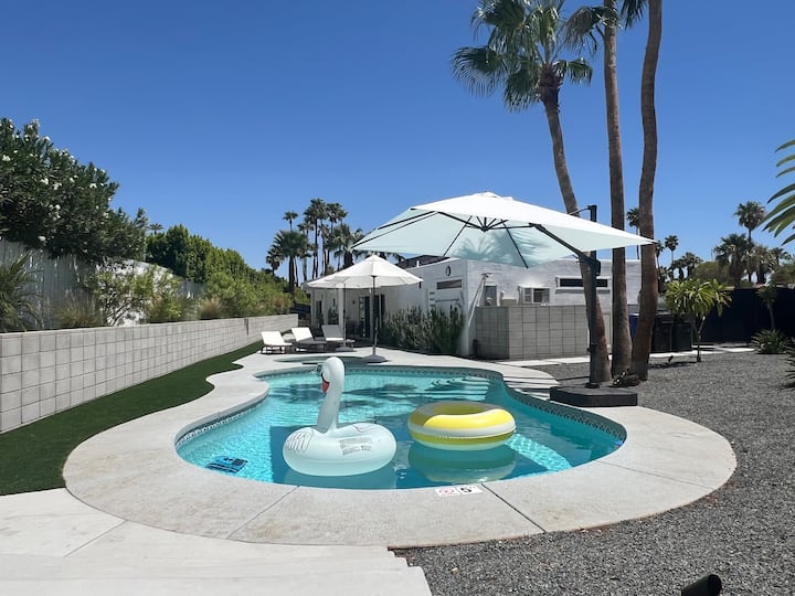 Casa Tranquila: Your Private Oasis In Palm Springs - Palm Springs, CA