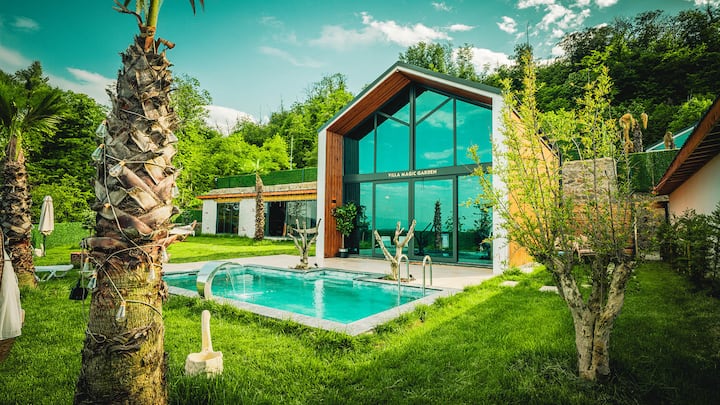 Villamagic(korunaklı Bahçe,özel Isıtmalı Havuz) - Sapanca