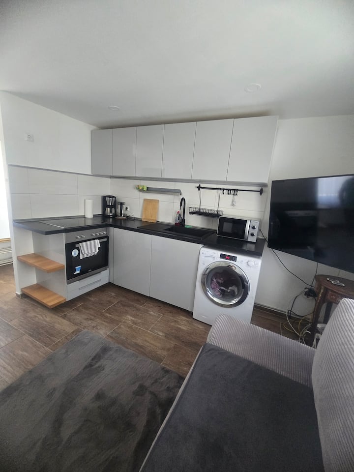 Mini - Apartment - Brunswick