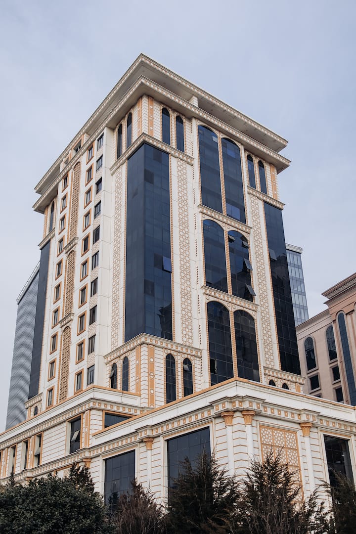 Spacious & Cozy Flat W/ Terrace & Grand Park Views - Tajikistan