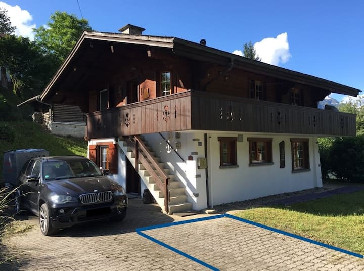 Chalet Apartment, Views, Parking - Brienz