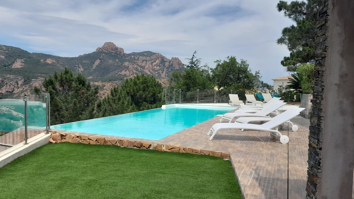 La Cousinade De L'esterel 10 Pers/piscine - Cap Estérel