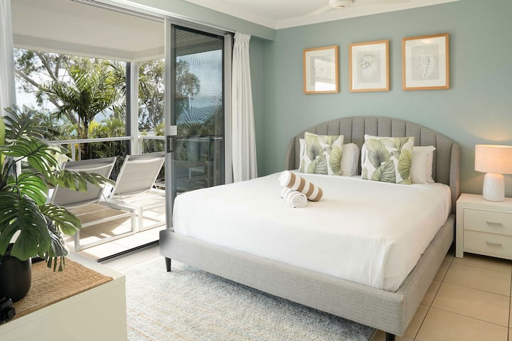 Blue Water Views 3 - Whitsundays