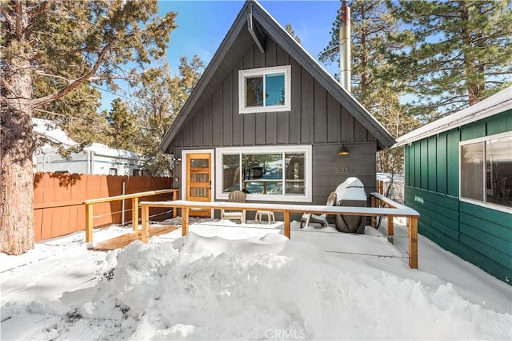 Sapphire Cabin Big Bear, Spa, Ev Charger, Skiing - Big Bear, CA