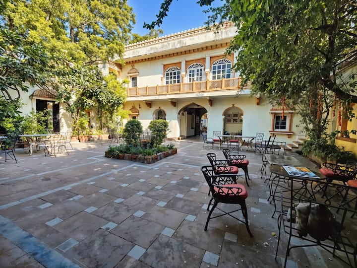 Heritage Haveli A Royal Retreat By Homeyhuts_7br - Kota