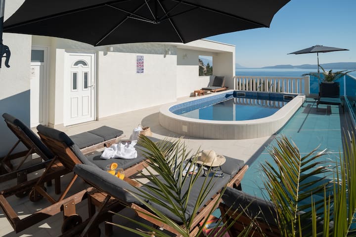 Sunny Hill Apartments With Pool #2 - Mimice