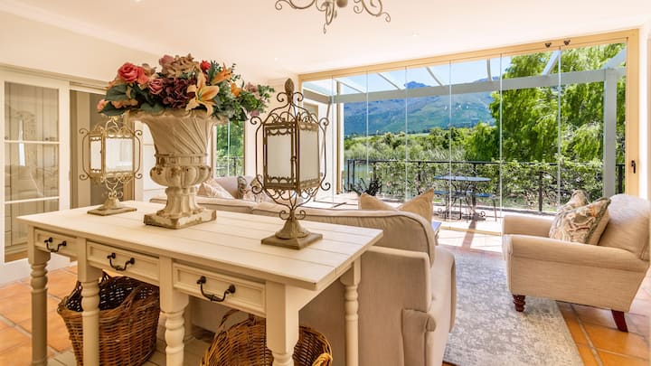One Bedroom Lake View Villa 15 - Franschhoek