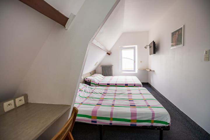 Chambre Familiale à Nantes - Nantes
