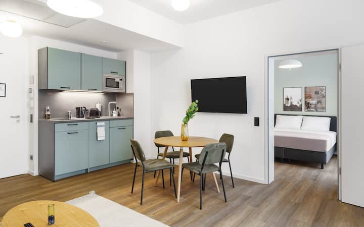Berlin Sybelstraße | One-bedroom Suite + Sofa Bed - Berlin
