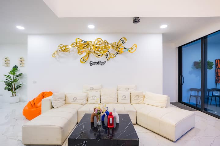 Your Modern Luxury House - Pattaya