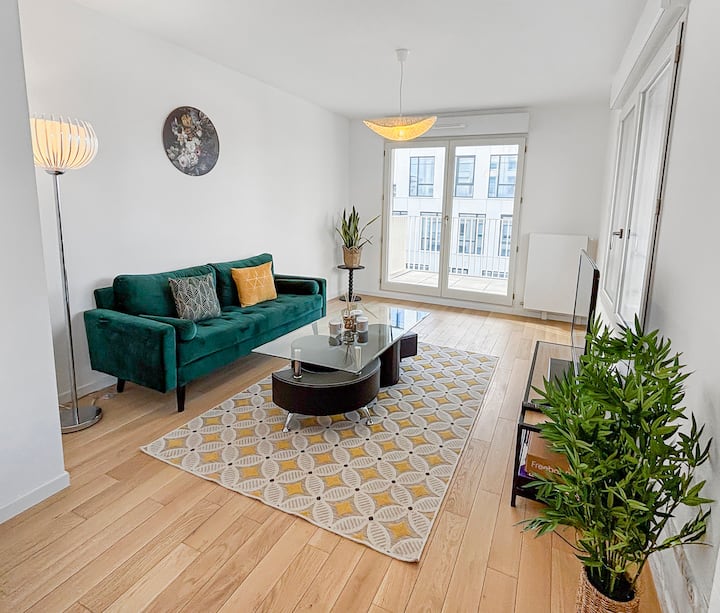 Balcon Ensoleillé, Design Moderne - Sceaux