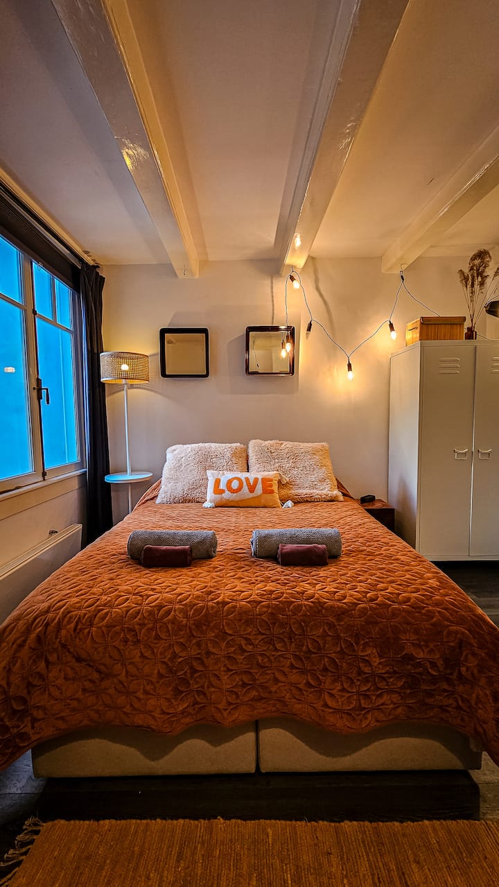 Joyjoyjoy Design Studio/lucky Living/red Sun - Ámsterdam