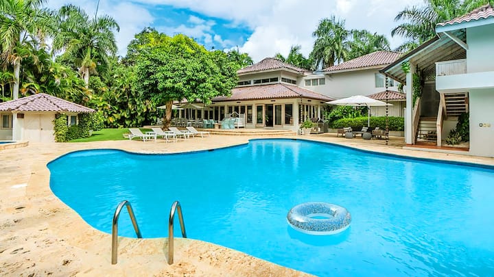 Cook-included Villa, Just 8 Minutes From The Beach - La Romana