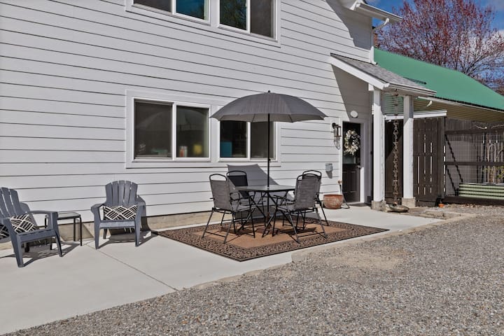 Downtown Cda- Walk To Beaches, Pubs And More! - Coeur d'Alene, ID