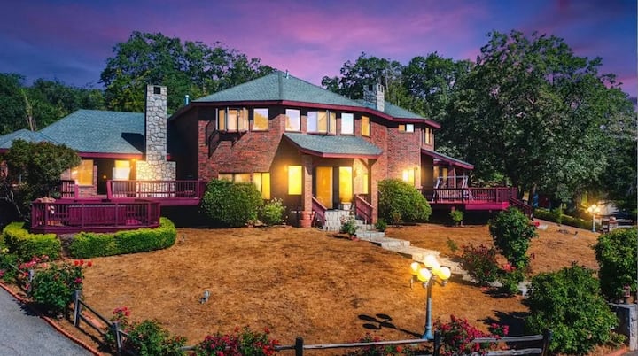 Casa Felice -Entire Property- 2 Houses And Tennis - Lake Arrowhead, CA