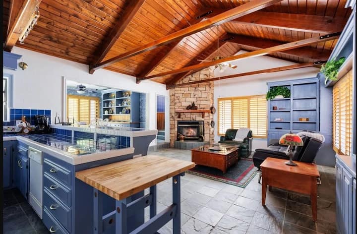 Casa Felice - Private 2 Bedroom Guest House - Lake Arrowhead, CA