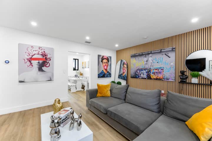 Wynwood Vibes 2 With Private Yard - Miami, FL