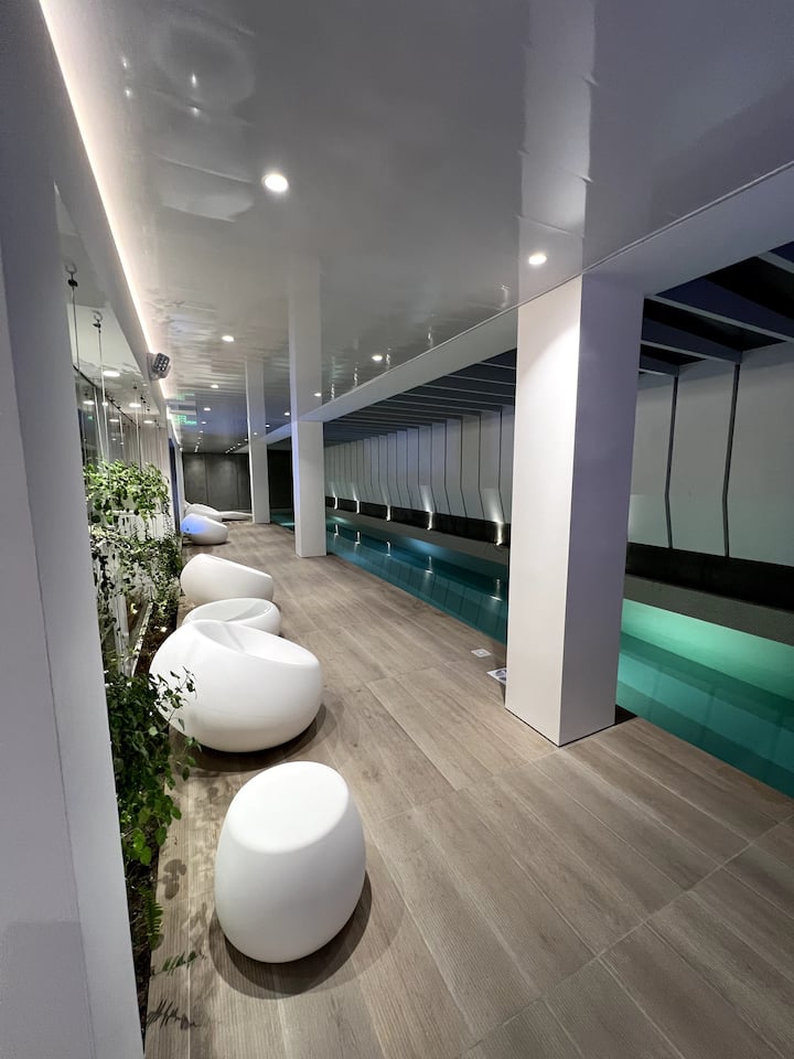 Comfy & Centric | Pool, Spa & Gym - Quito