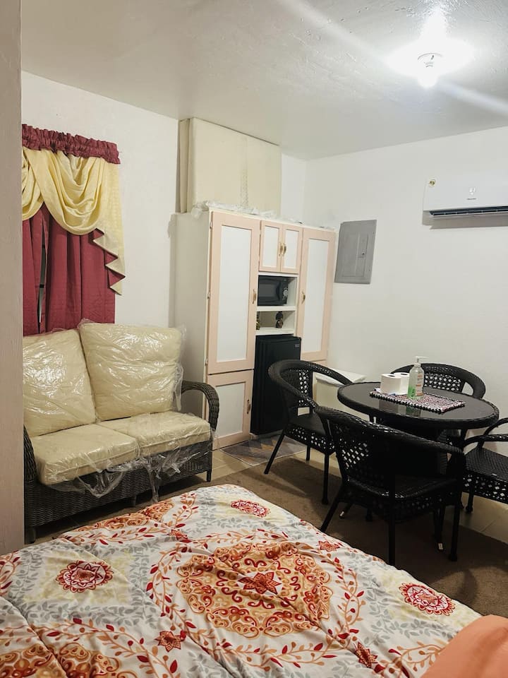 Mini Mowtel Airbnb - Quần đảo Bắc Mariana