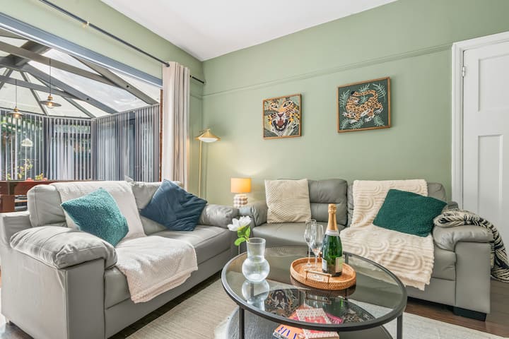 4br Spacious Home | Contractor & Family Friendly - Birmingham