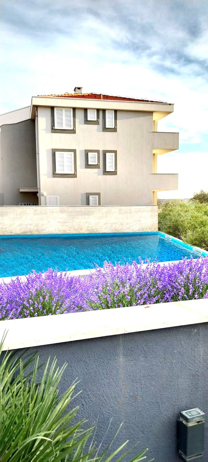 Apartments Niks Max.17 People Near Center - Novalja