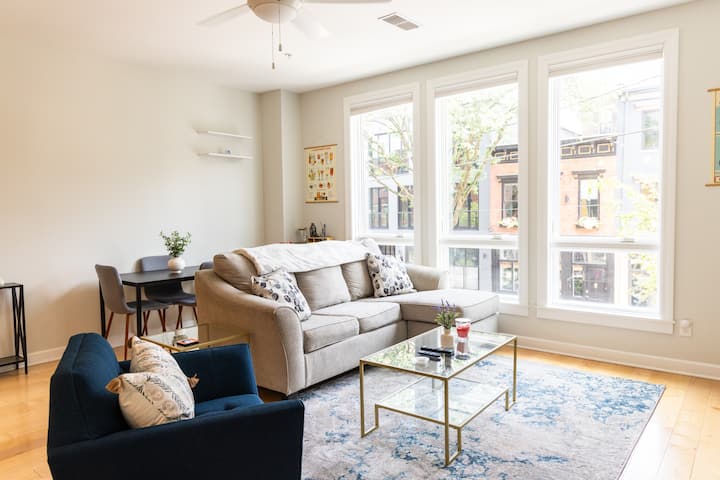 Chic Retreat: Walk To Shops, Dining,& Attractions! - Cincinnati, OH