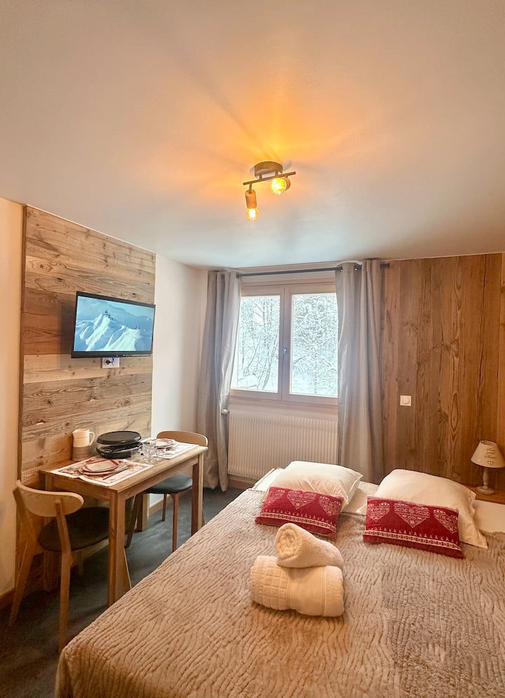 Studio Entièrement Rénové Au Calme - Val-d'Isère