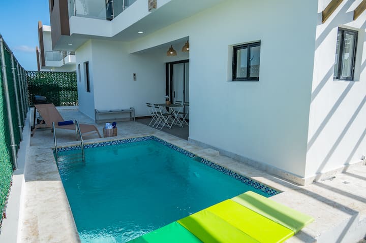 Beach & Pool Moderna Villa - Punta Cana