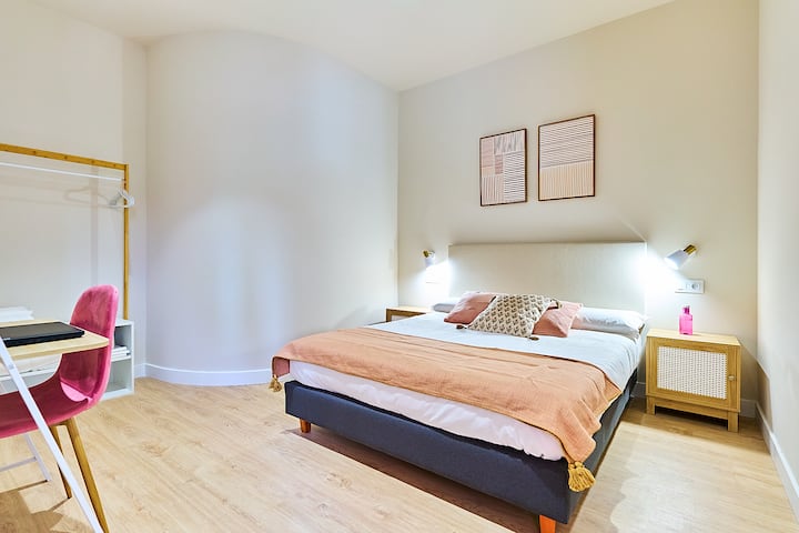 Apartamentos Delia By Gaiarooms - Estudio Triple - León