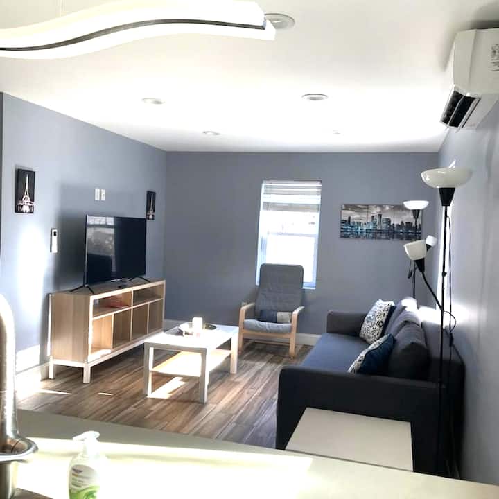 Beautiful First Flr, 2-bedroom Apt W/ Free Parking - Bear Mountain, NY