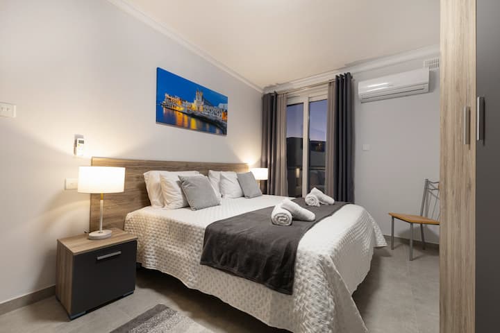 Luxury Stay In Msida Yacht Marina Area Flat 10 - Malte