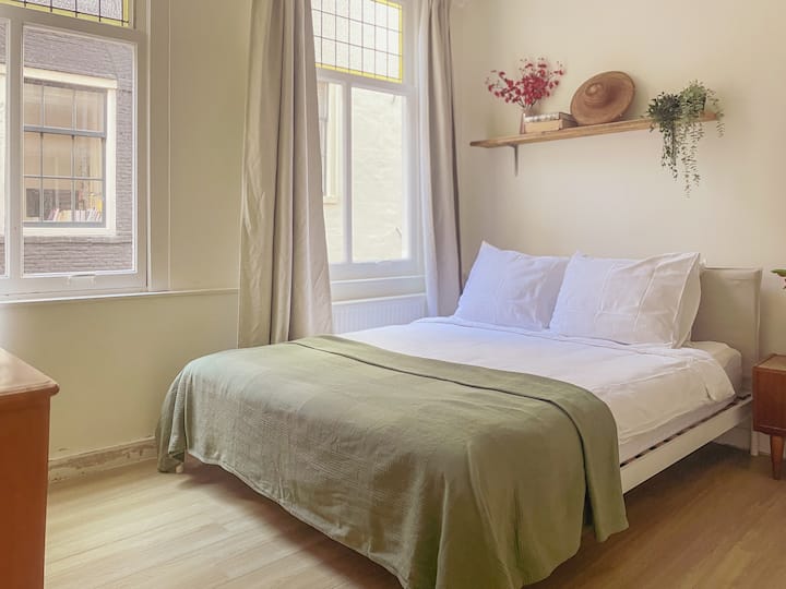 Stylish Room In Charming Dutch Home, City Centre - Ámsterdam