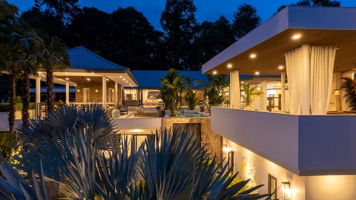Lush Luxurious And Serenity In Riverside Villa - Ko Samui