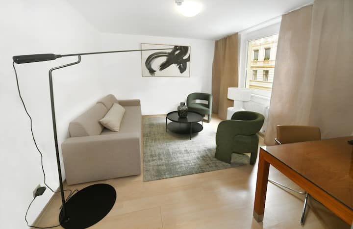 Eqbase Vienna Apartment 54 Ren. - Wien