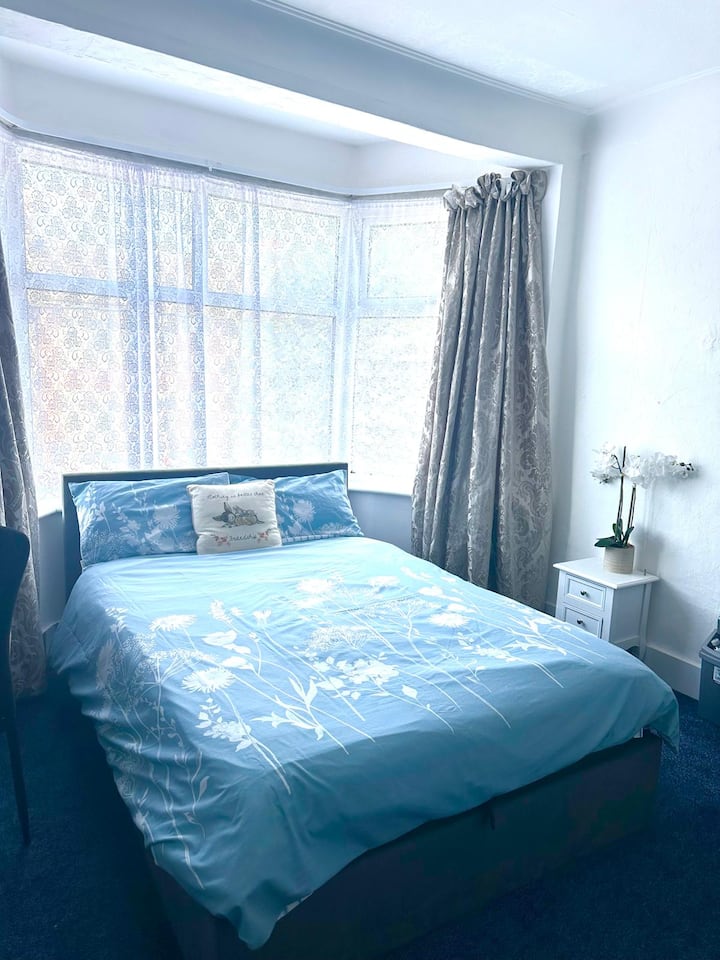 Luxury House-21-min From Central London By Train - イルフォード