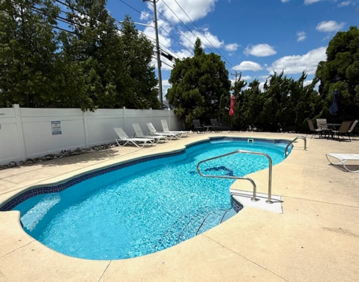 Sunshine & Surf - Rehoboth Beach, DE