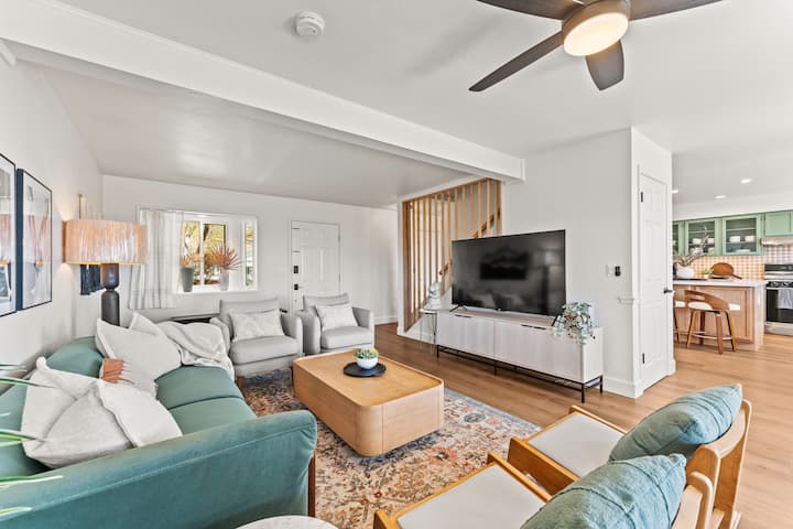 Modern Retreat-3min To Unr-city+mtn Views-pets Ok - Reno, NV