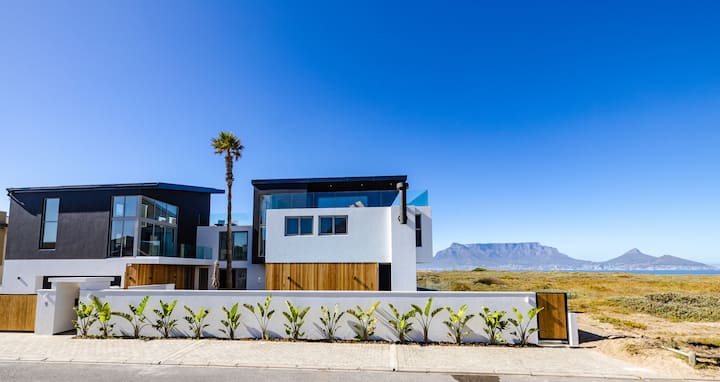 Ocean 9 Beachfront Residence - Kapstadt