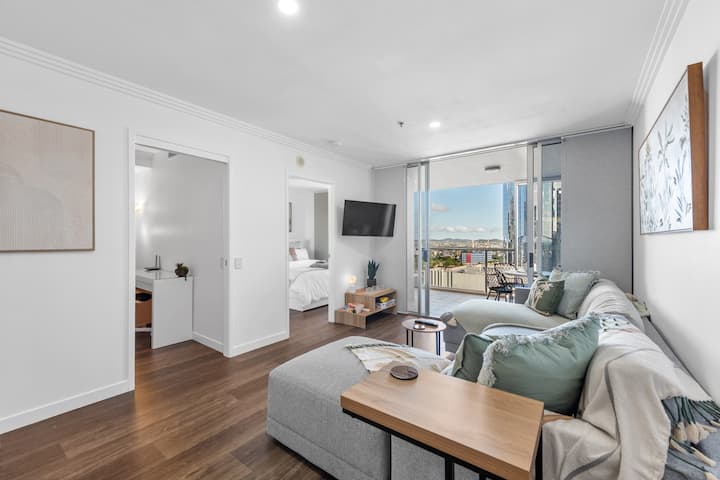 Modern On Mary! 1bed/1bath/study/1car/views ~ Cbd - Salisbury