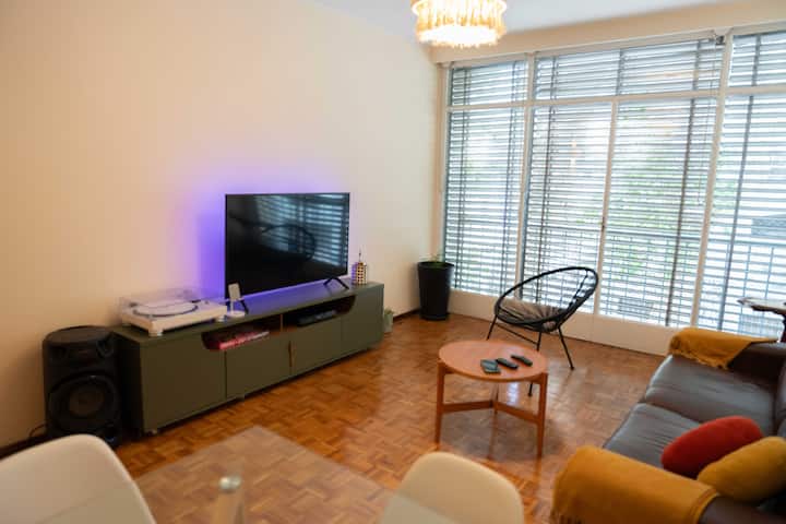 Apartamento Completo Céntrico / - Montevideo