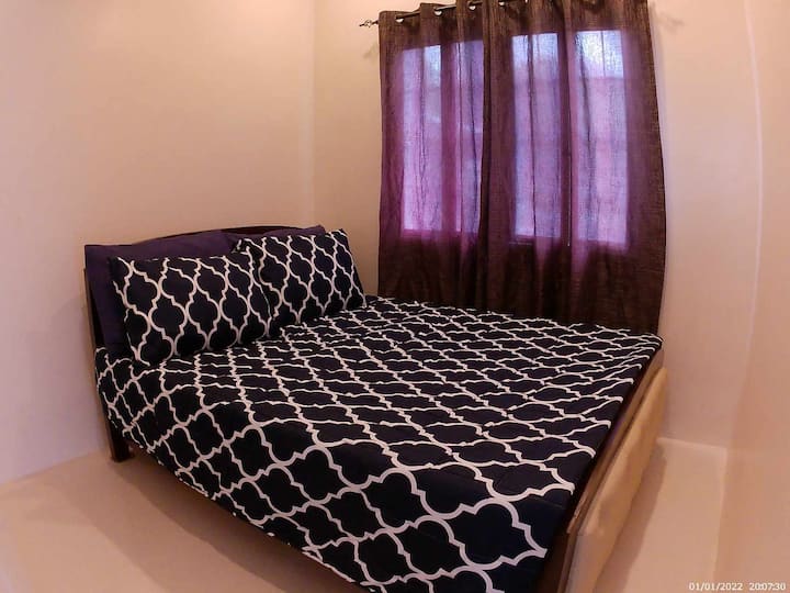 Entire Home Unit2/netflix/ac/washer - Daet