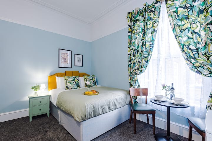 Victoria Park Studio 2 - Town Centre, Parking,wifi - Royal Leamington Spa